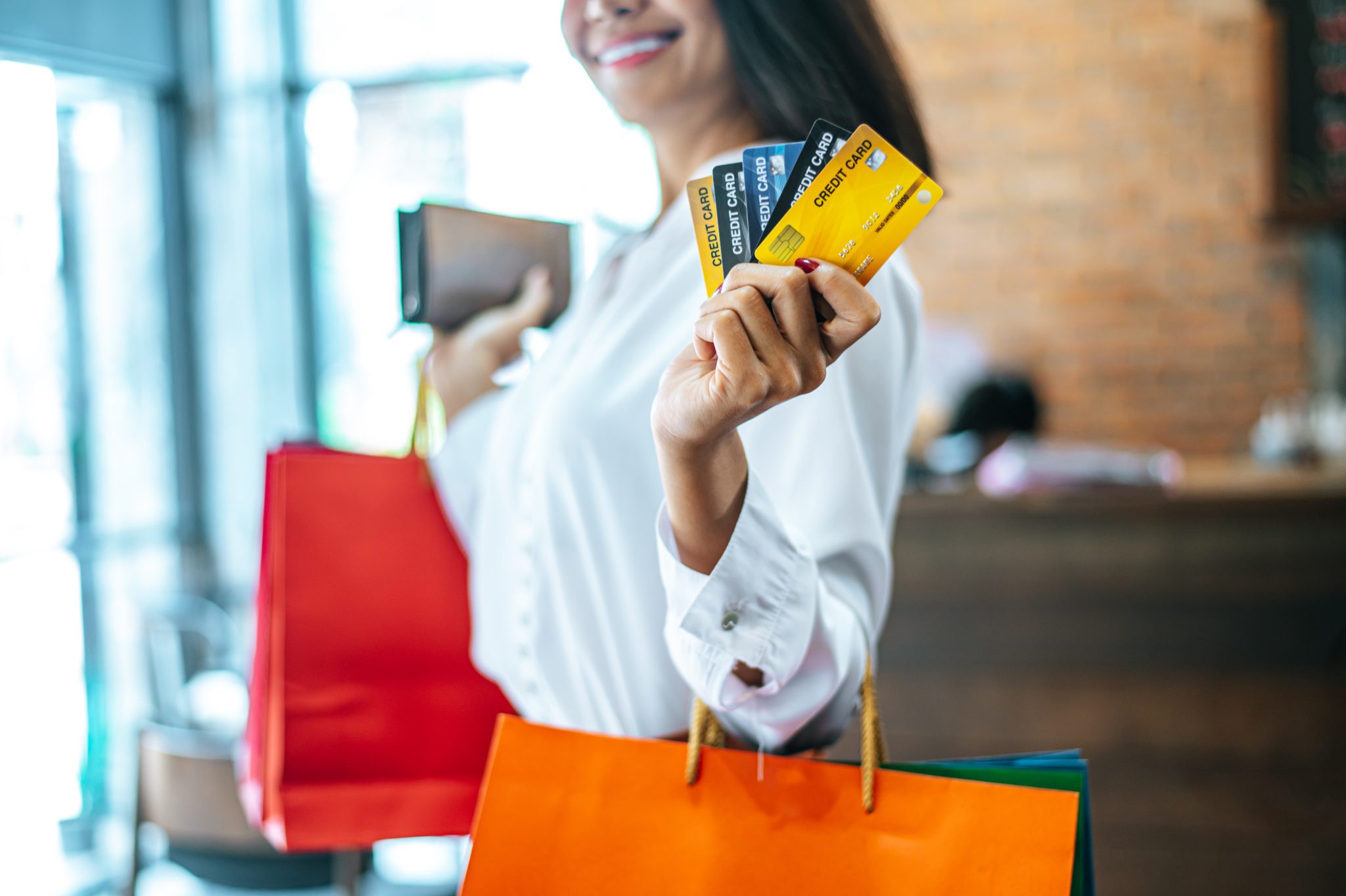 Credit Card Rewards: Maximize Benefits with Every Swipe!